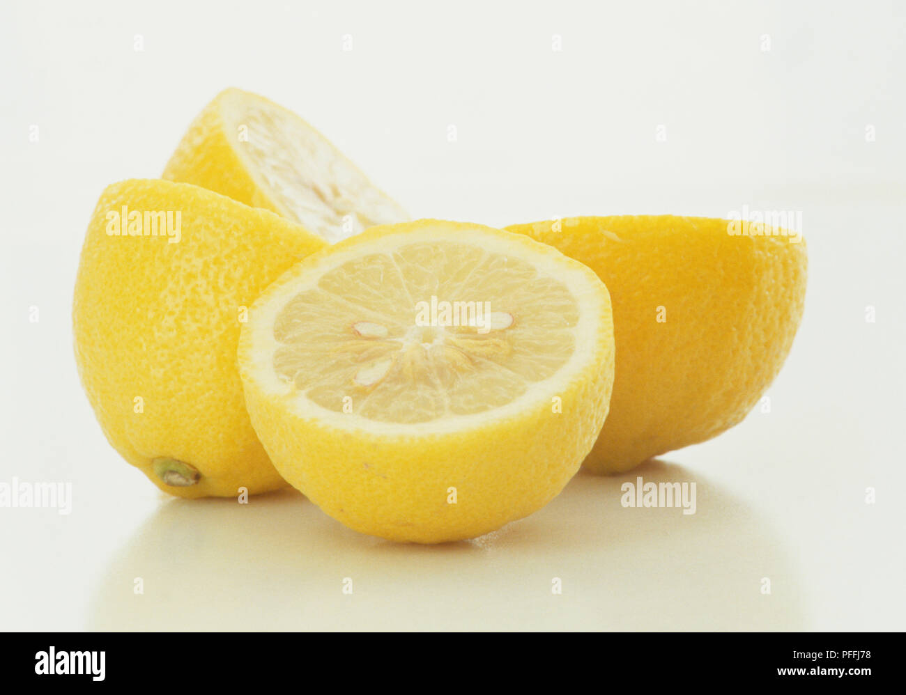 Citrus x limon hi-res stock photography and images - Alamy