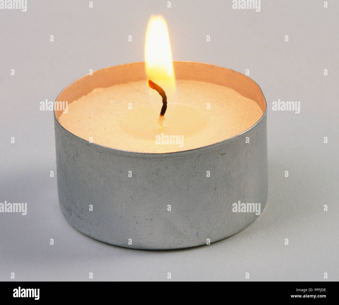 Flame coloured hi-res stock photography and images - Alamy