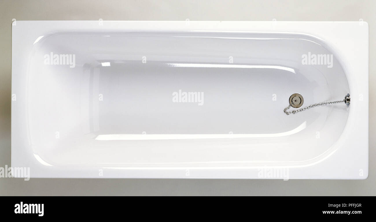Overhead white bath tub hi-res stock photography and images - Alamy