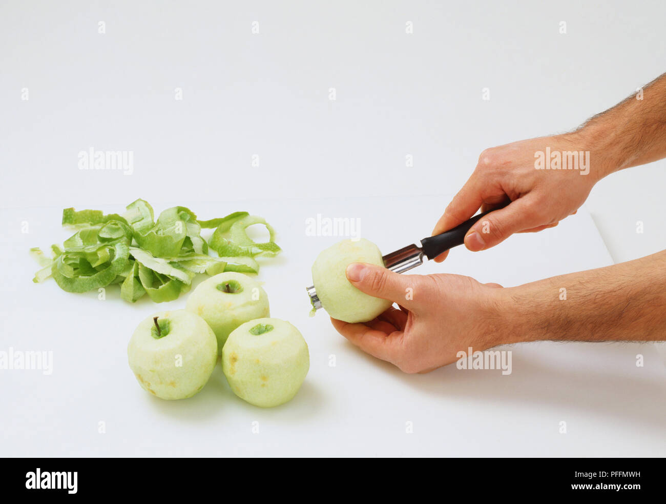 Coring apples hi-res stock photography and images - Alamy