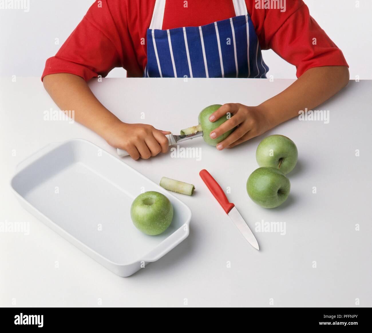 Apple cores hi-res stock photography and images - Alamy