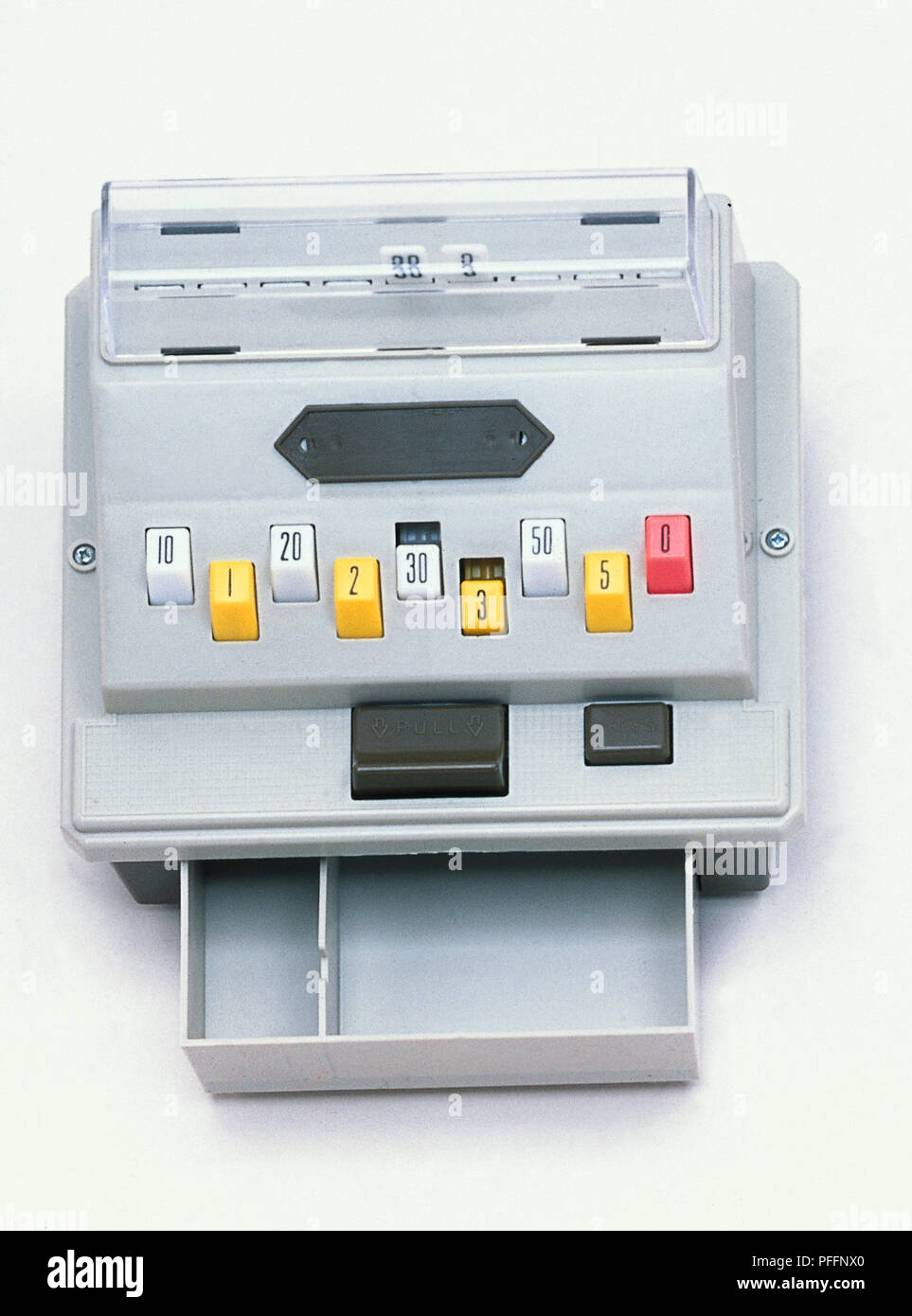 Handling cash hi-res stock photography and images - Alamy