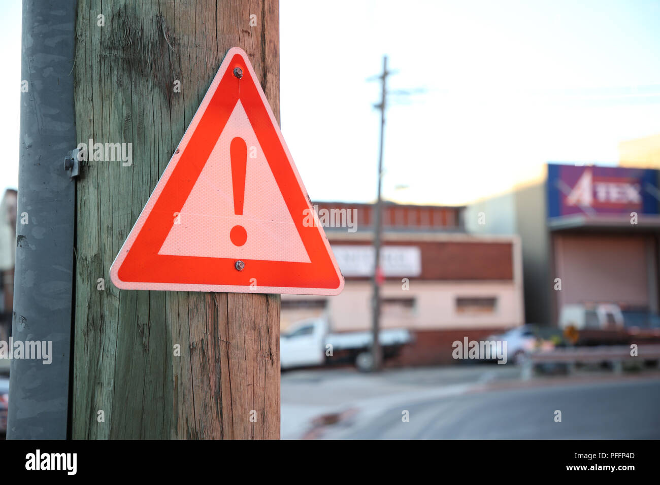 Warning sign, Vanessa Street, Kingsgrove, Sydney, NSW, Australia Stock ...