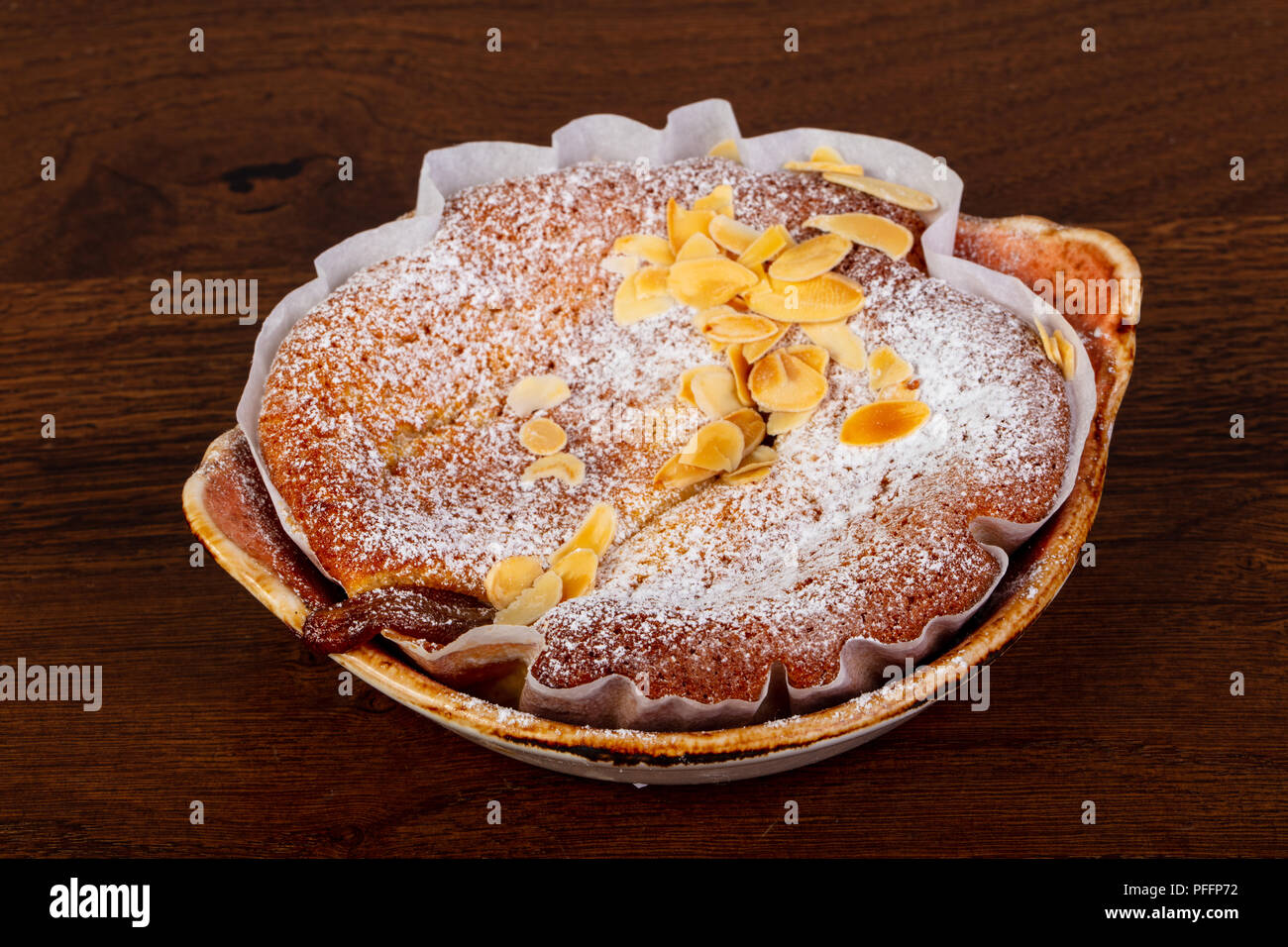 Pound cake roll hi-res stock photography and images - Alamy