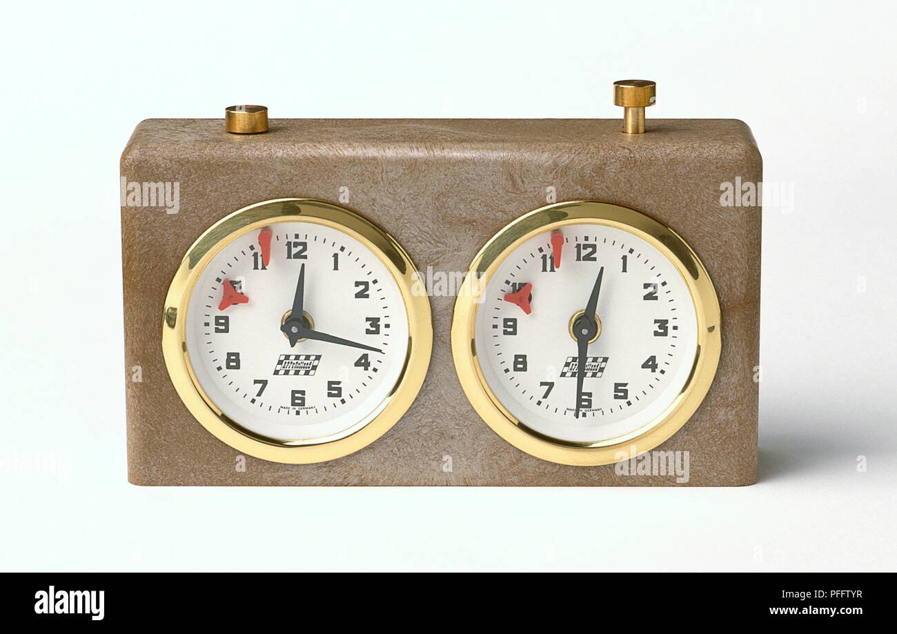 Chess clock hi-res stock photography and images - Alamy
