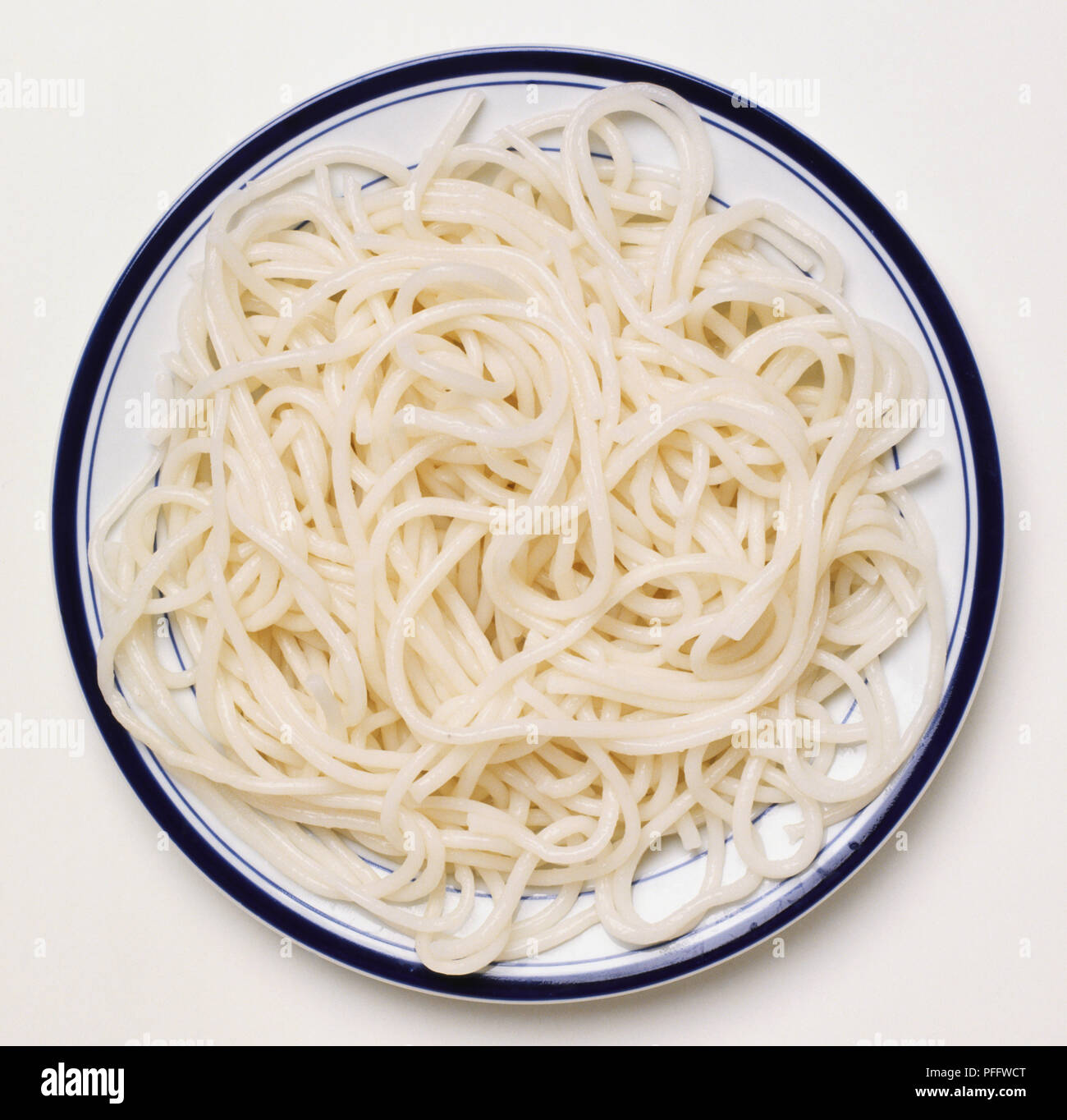 Extruded noodles hi-res stock photography and images - Alamy