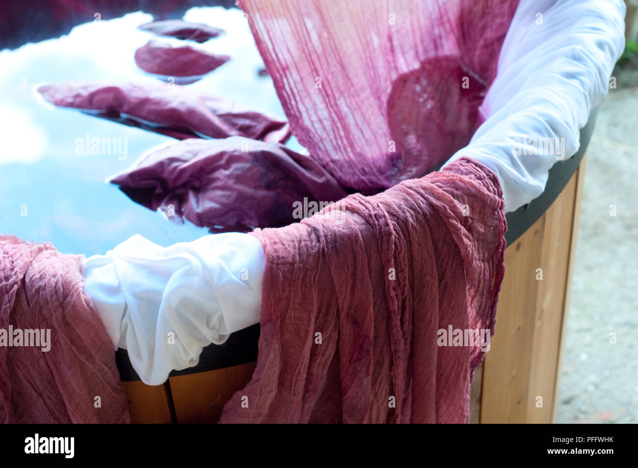 Cloth dyeing medieval hi-res stock photography and images - Alamy