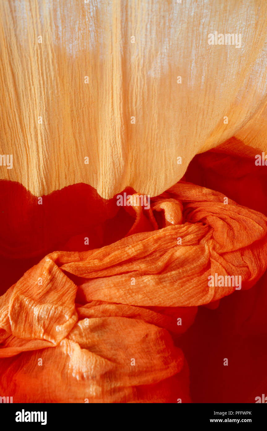 Cloth dyeing medieval hi-res stock photography and images - Alamy