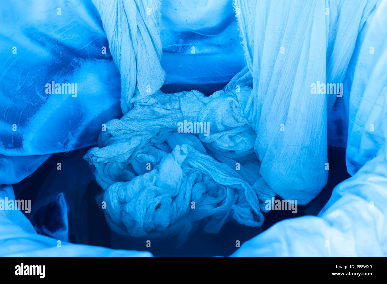 Cloth dyeing medieval hi-res stock photography and images - Alamy