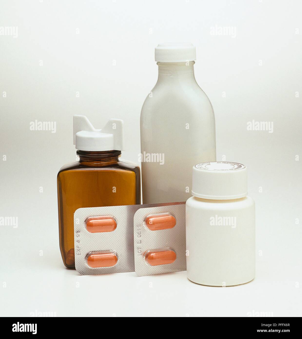 Medicine pack hi-res stock photography and images - Alamy