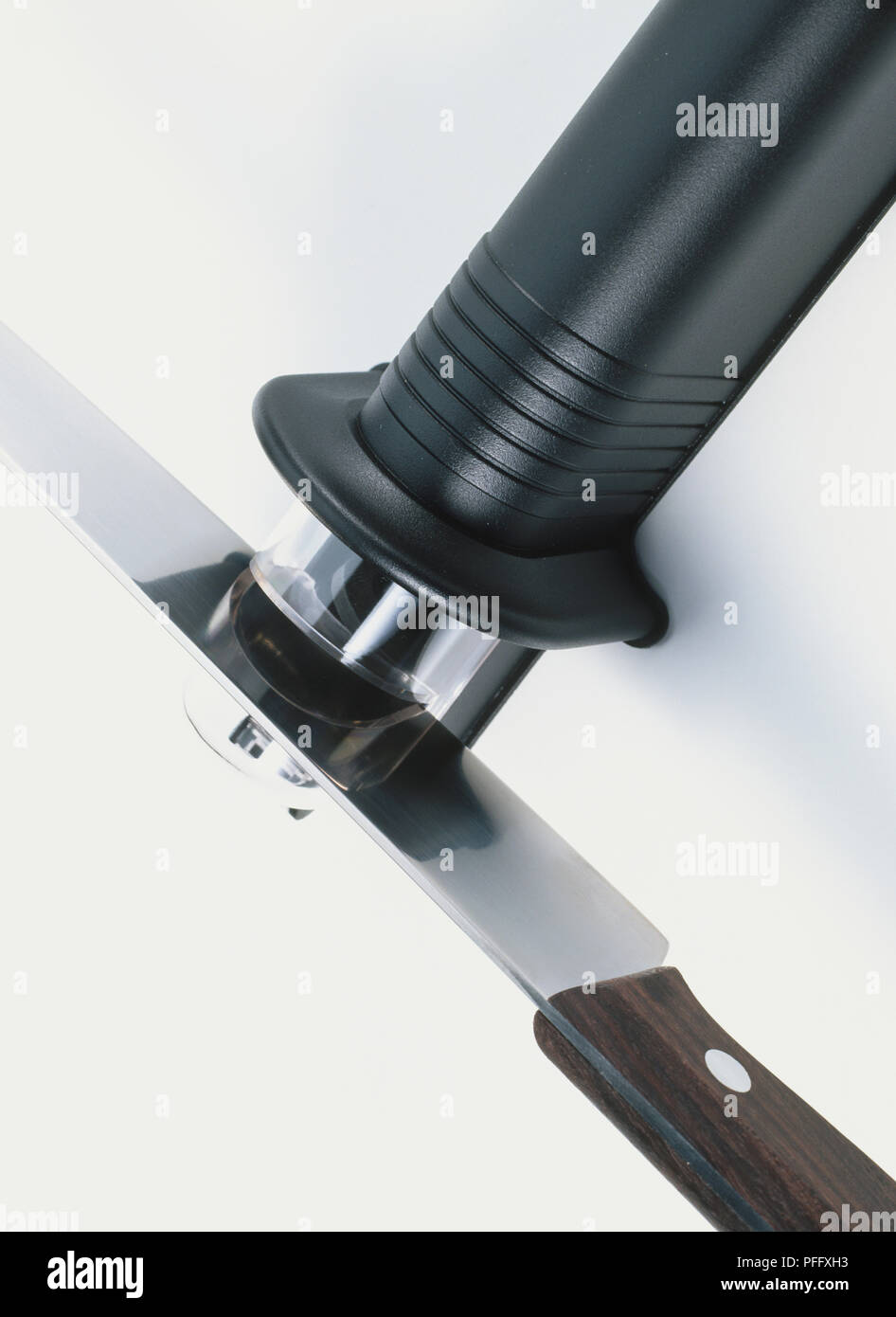 Blunt knife hi-res stock photography and images - Alamy