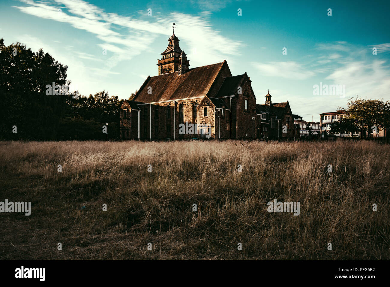Pollokshaws road hi-res stock photography and images - Alamy