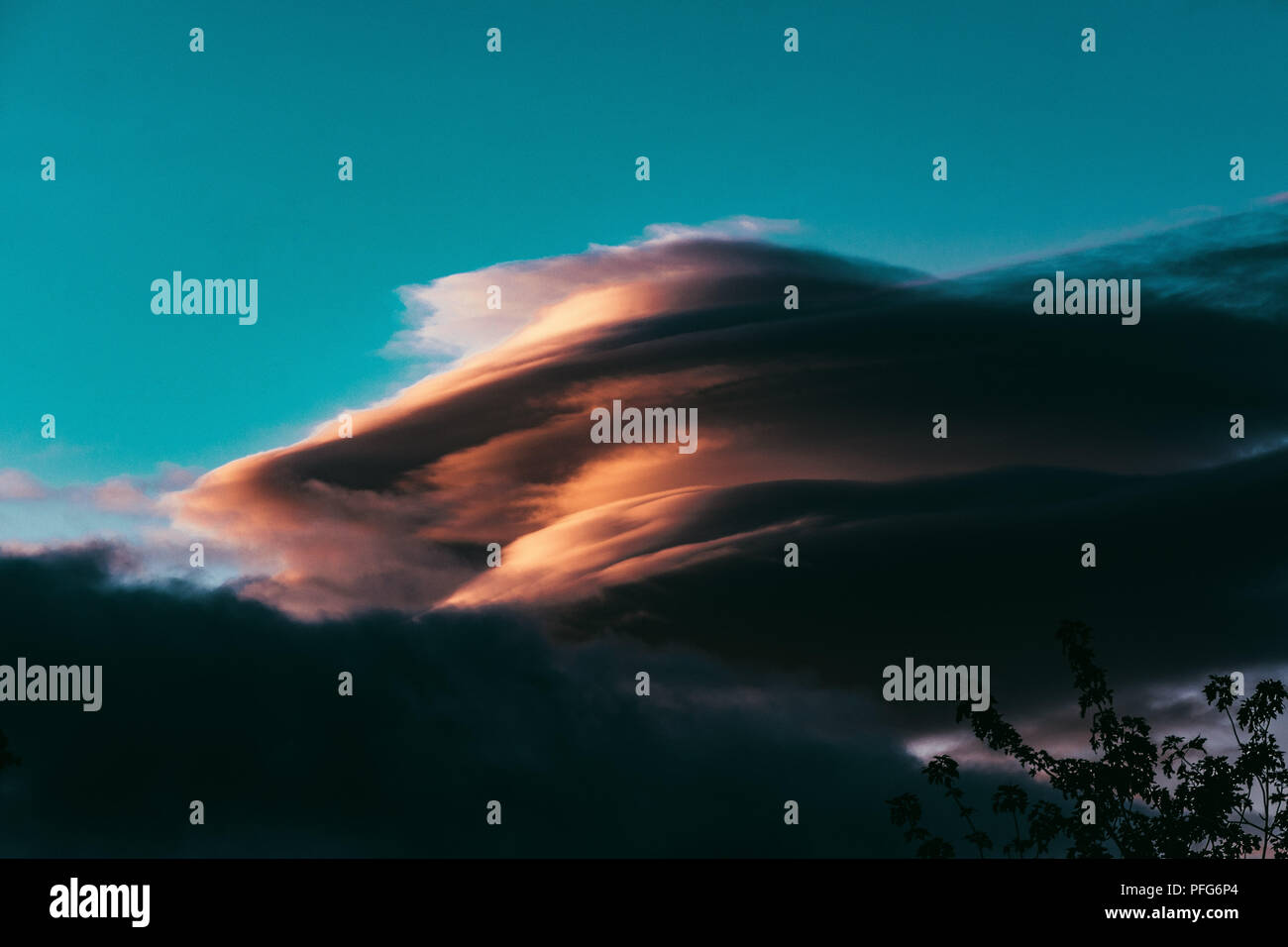 Summer Sunset with Clouds. GLASGOW, SCOTLAND Stock Photo - Alamy
