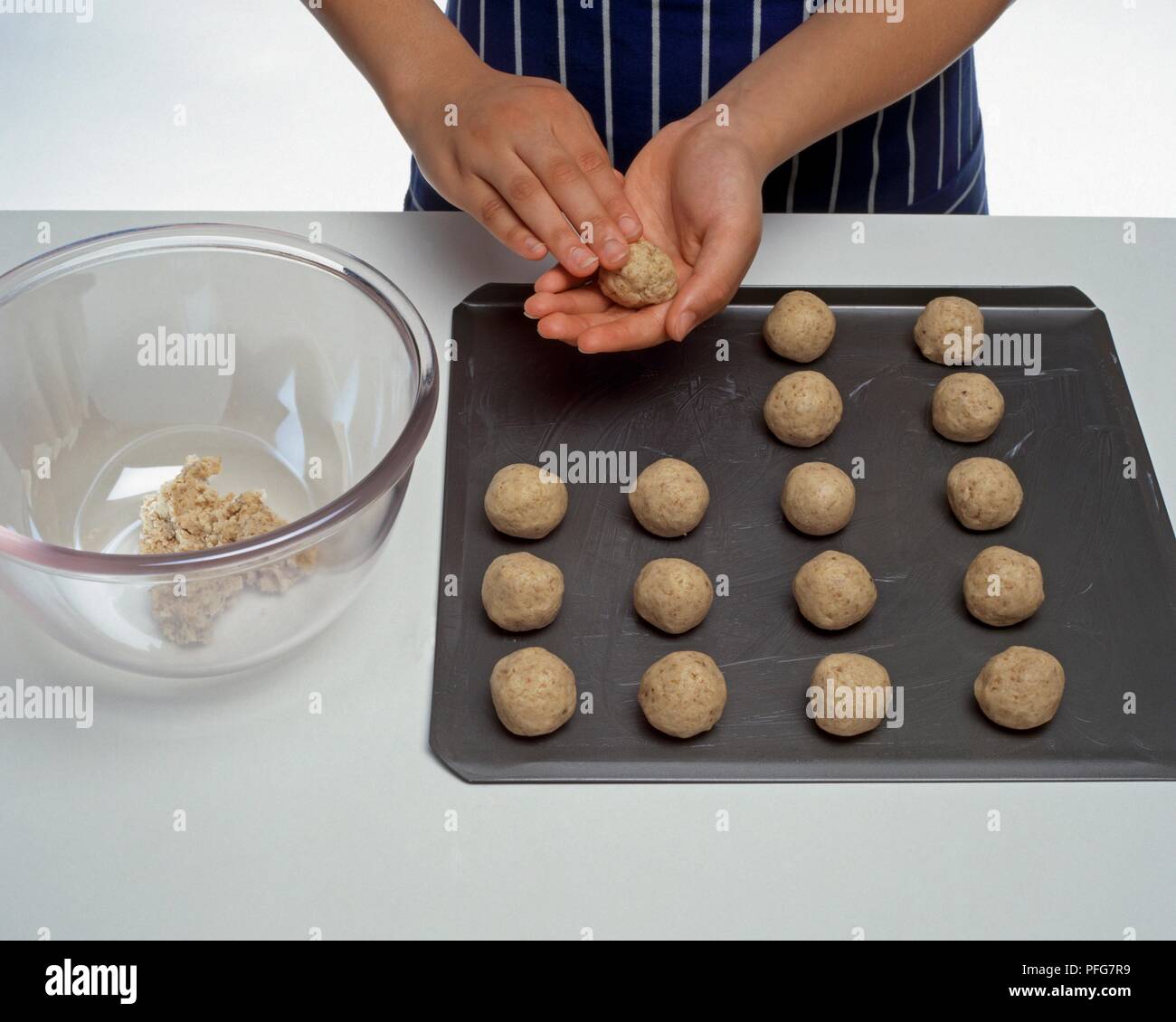 Biscuit sphere hi-res stock photography and images - Alamy