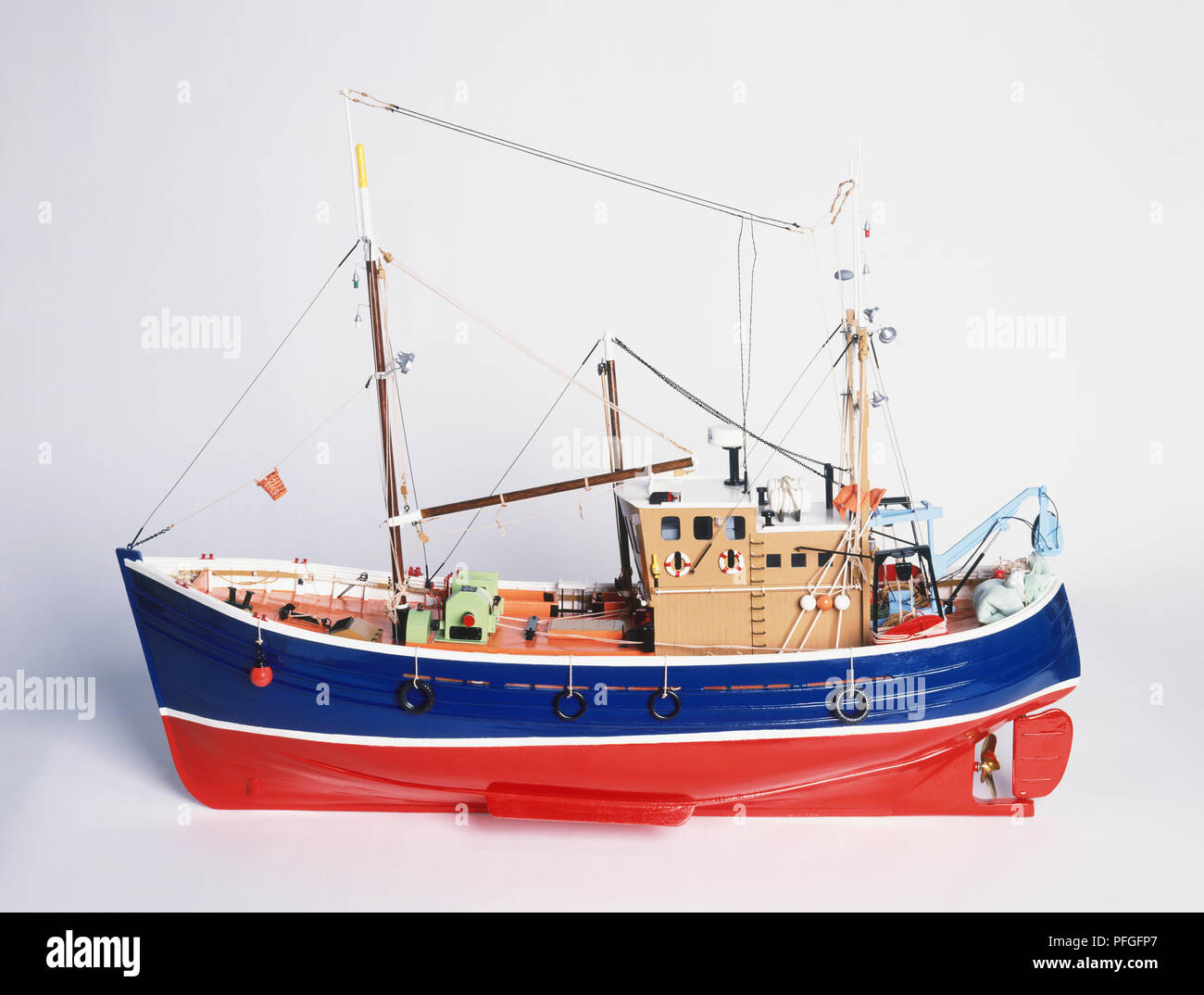 Model fishing trawler hi-res stock photography and images - Alamy