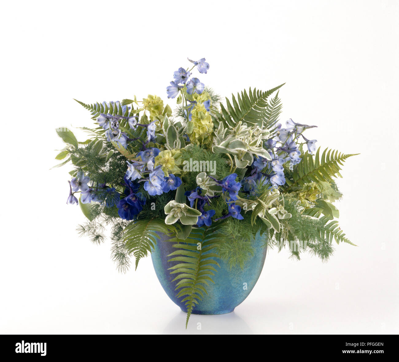 Decorative blue pot hi-res stock photography and images - Alamy
