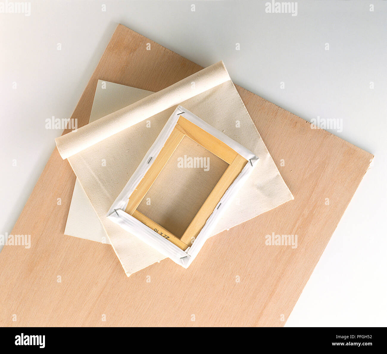 Canvas mounted hi-res stock photography and images - Alamy