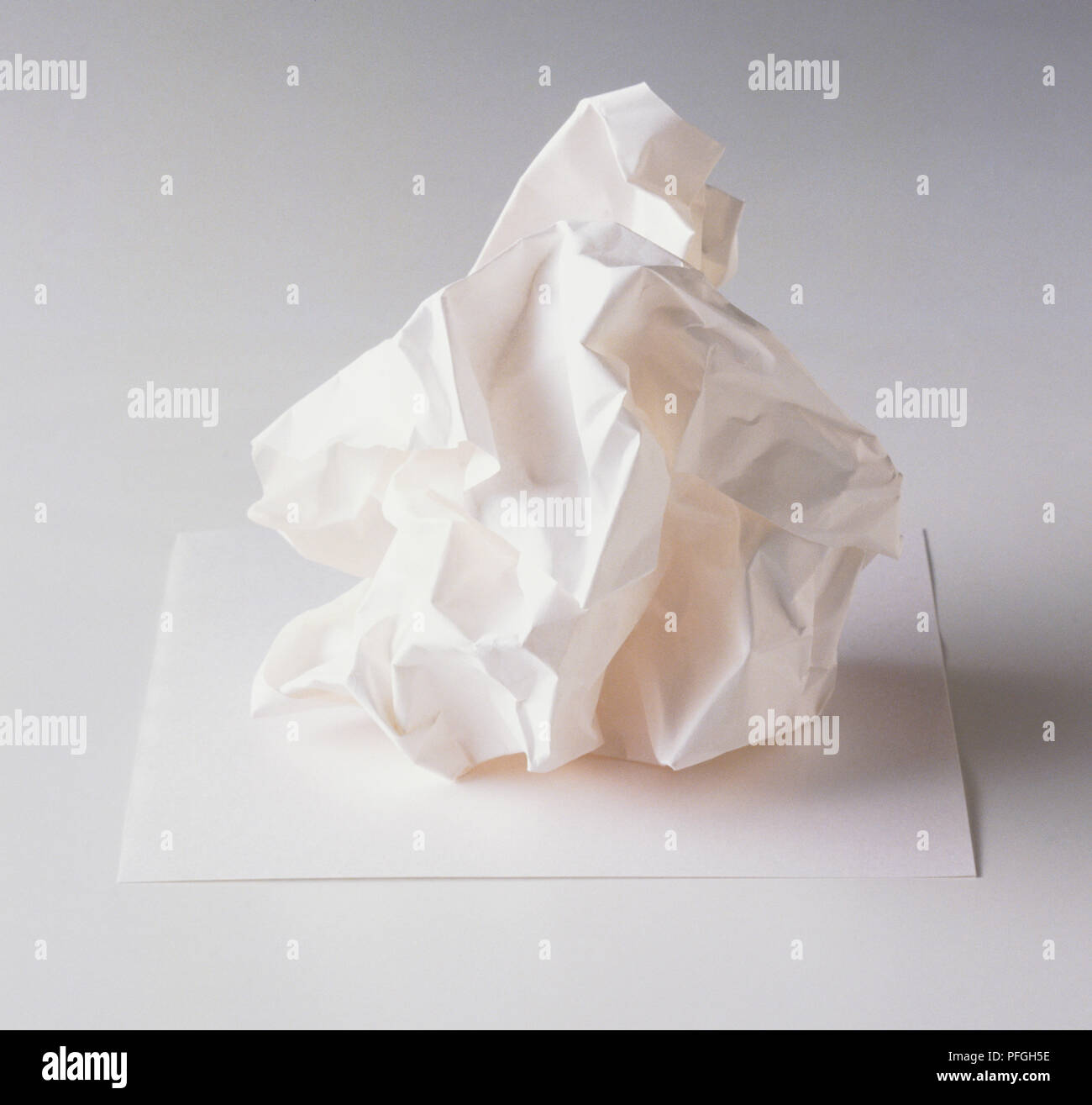 Crumpled paper art hi-res stock photography and images - Alamy