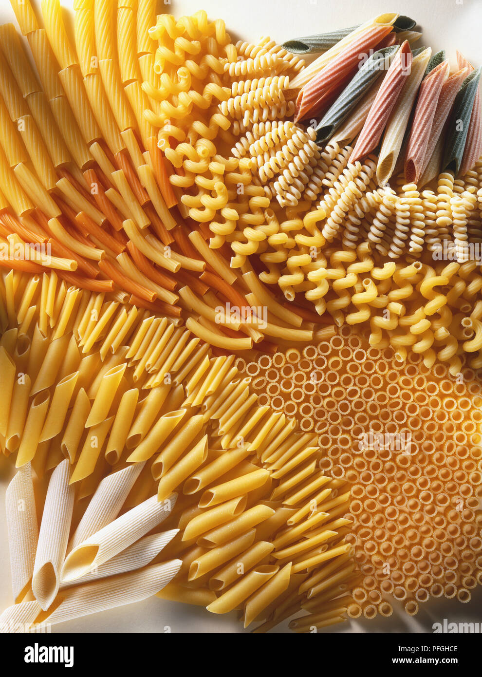 Differrent types of pasta Stock Photo - Alamy