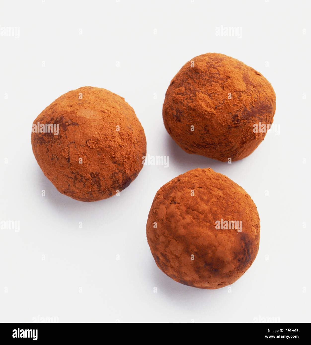 Cocoa powder coating hi-res stock photography and images - Alamy