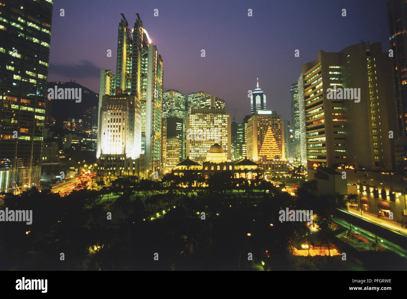 Centrals statue square hi-res stock photography and images - Alamy