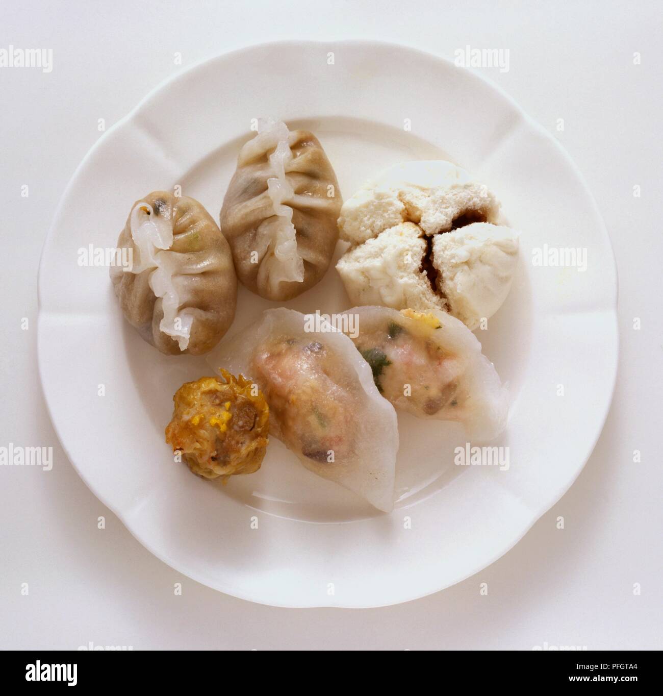 Dim sum on a plate Stock Photo - Alamy
