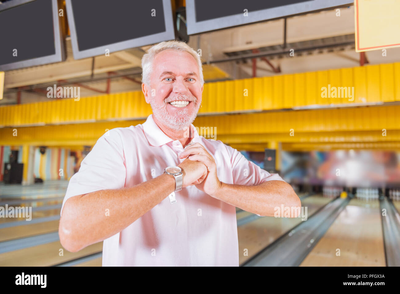 Warming up muscles hi-res stock photography and images - Alamy