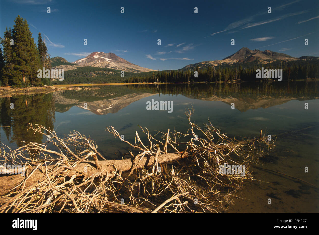 Cascade lakes highway hi-res stock photography and images - Alamy