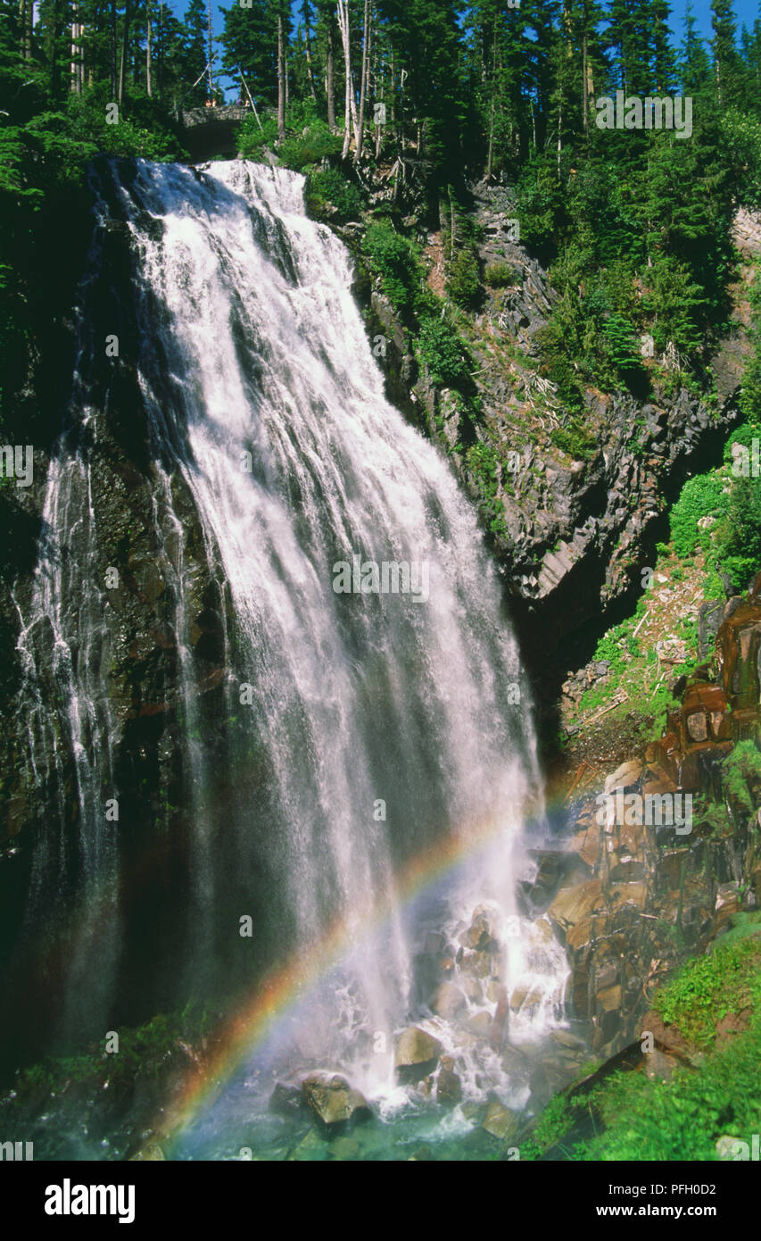 Paradise waterfall mount rainier hi-res stock photography and images ...