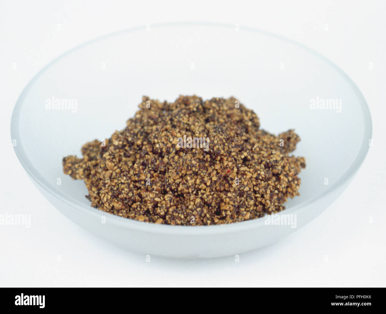 Ground walnut shells hi-res stock photography and images - Alamy