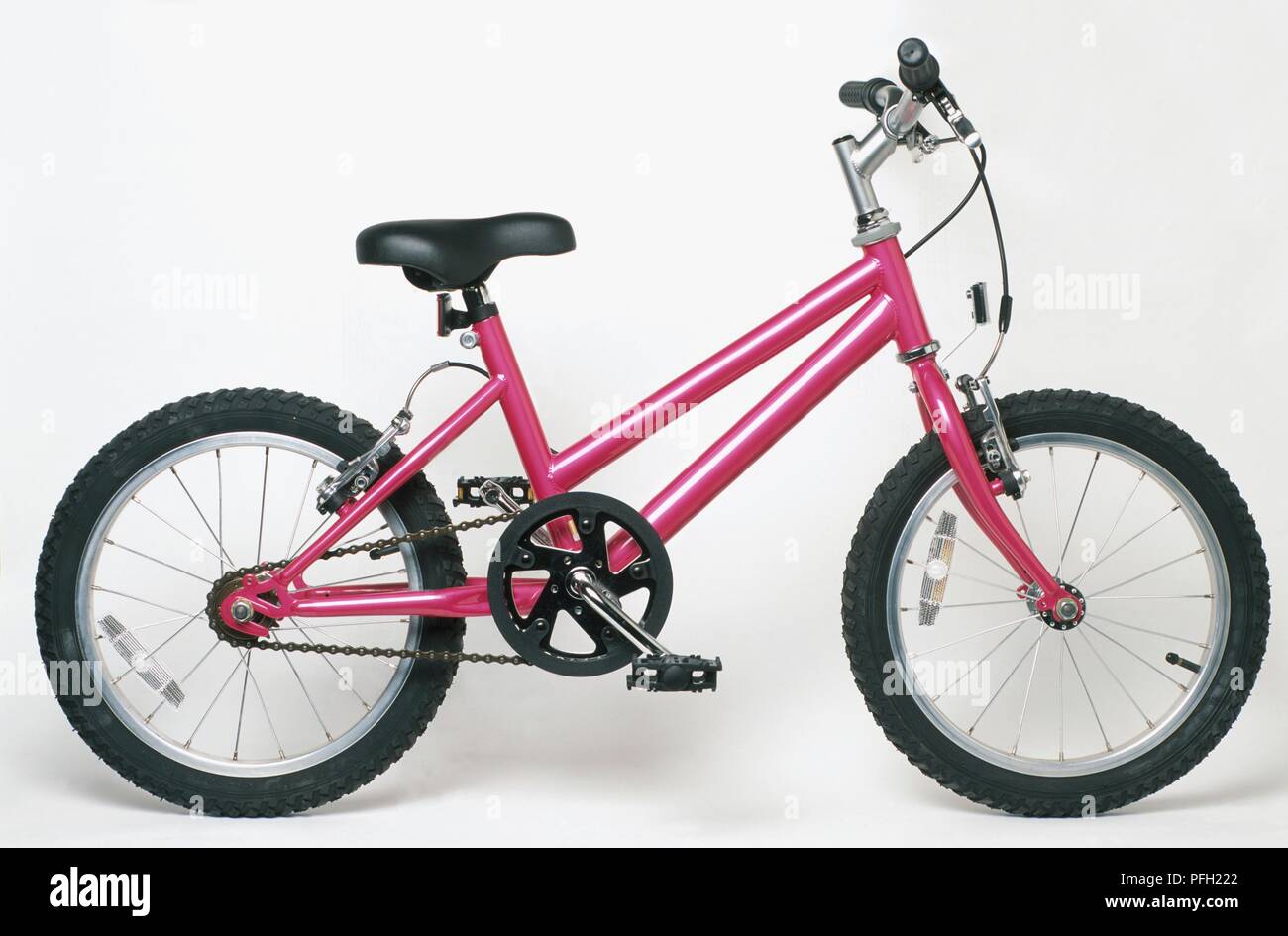 Pink mountain bike Stock Photo - Alamy