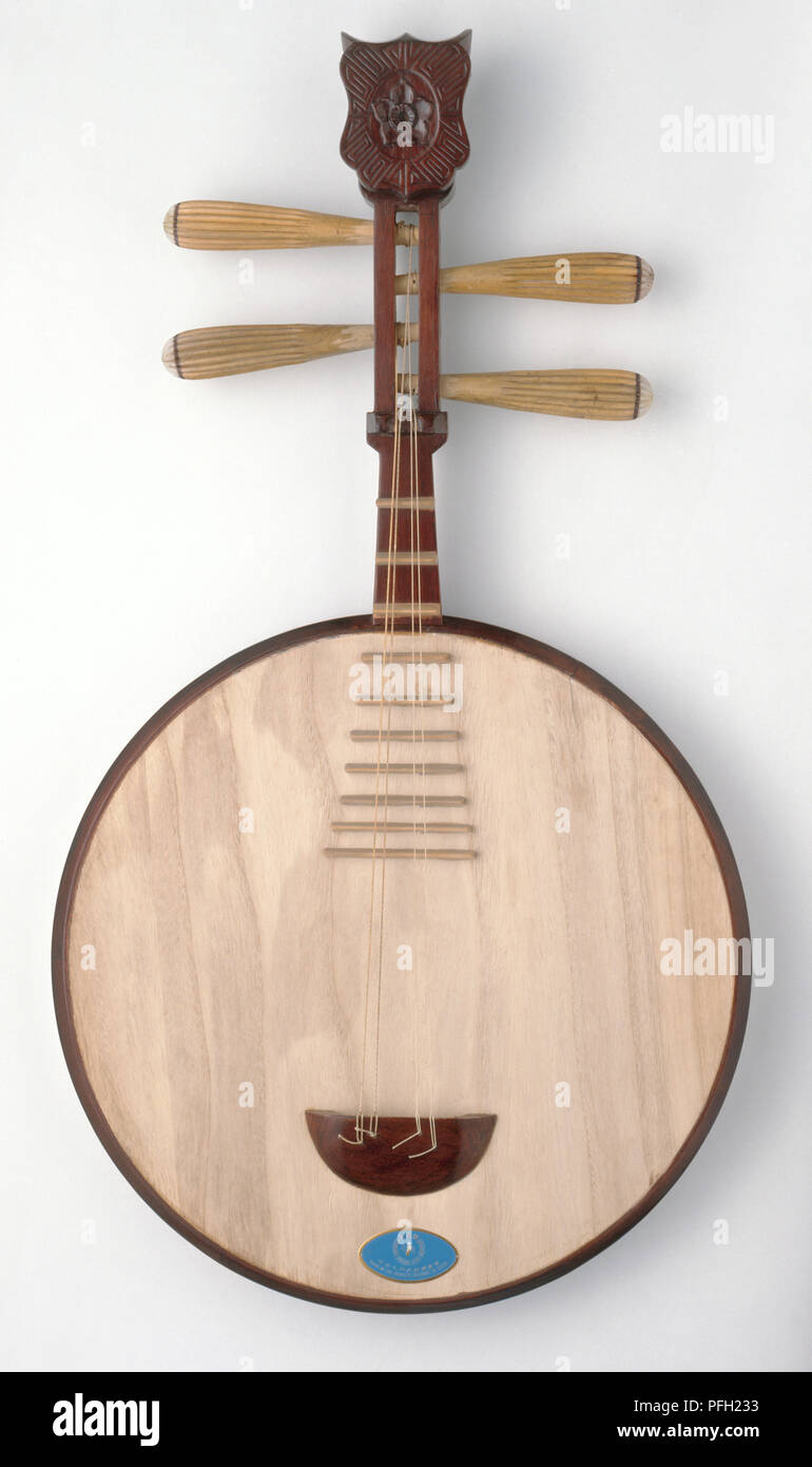 Yueqin, front view Stock Photo - Alamy