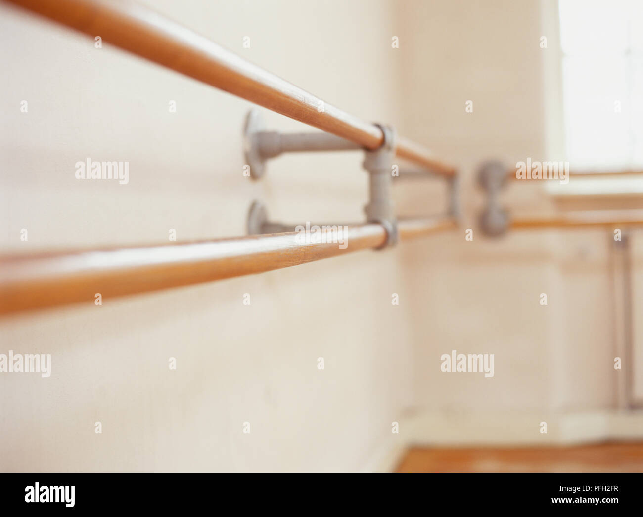 School exercise class wall bars hi-res stock photography and images - Alamy