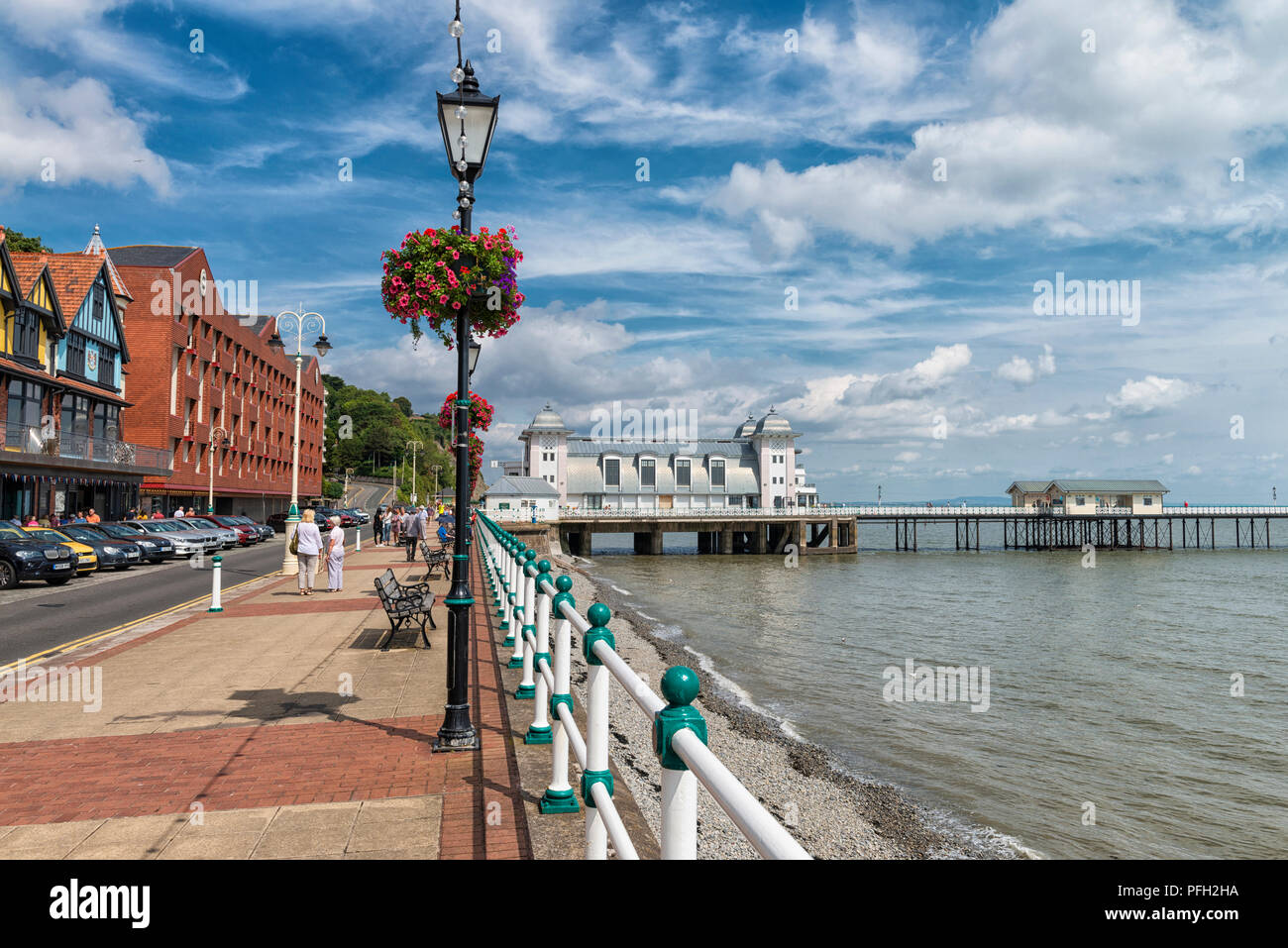 Penarth pier penarth seafront penarth hi-res stock photography and ...