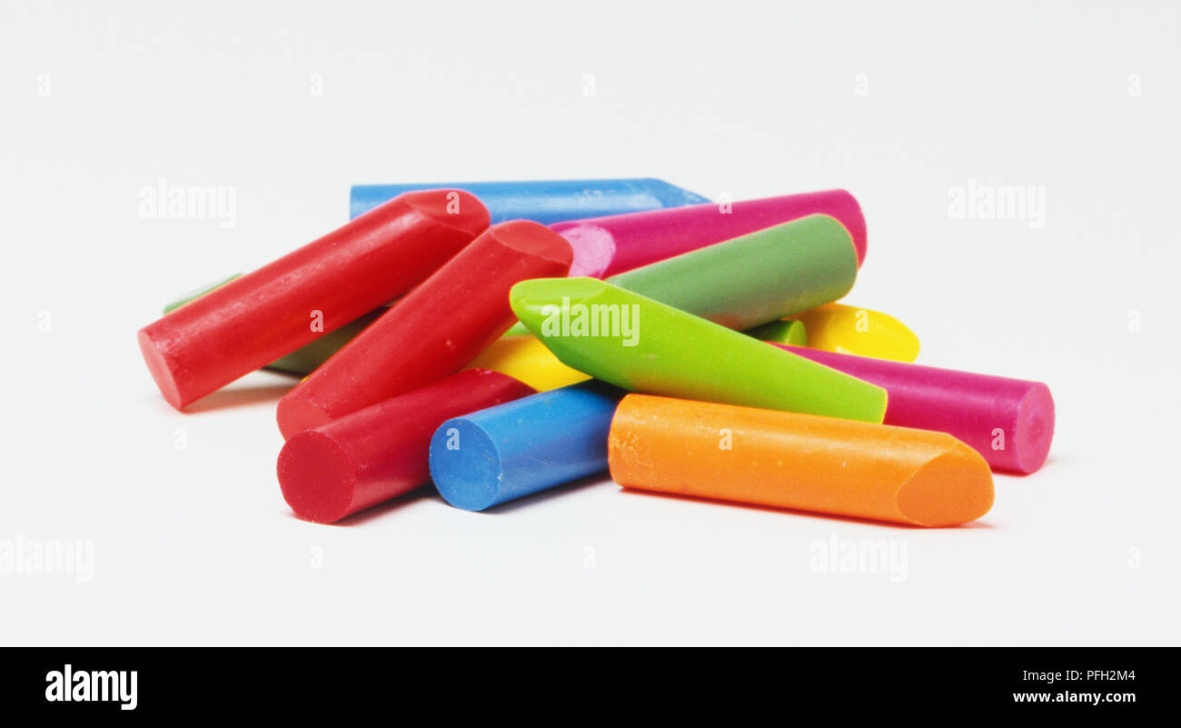Pile of colour crayons Stock Photo - Alamy