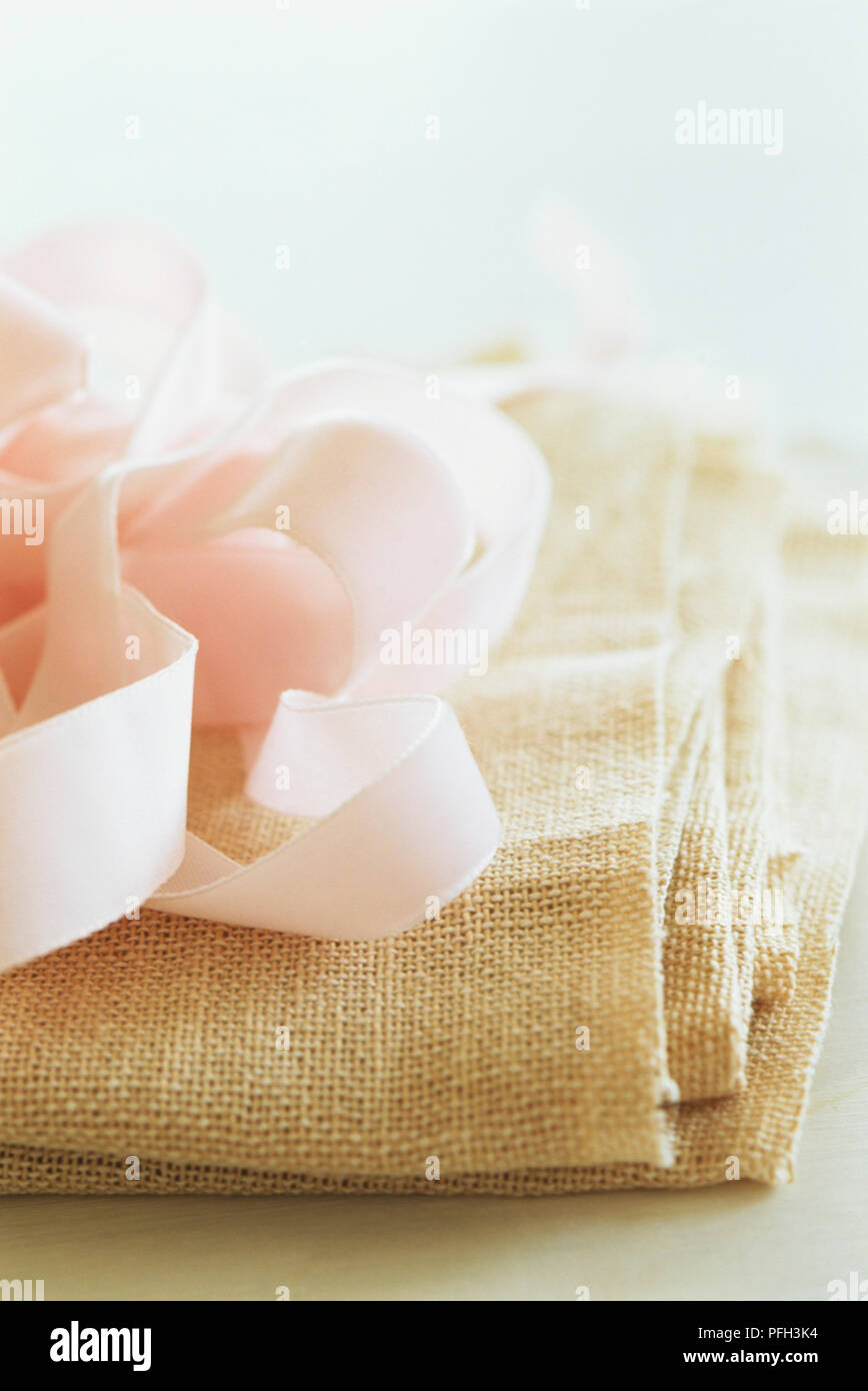 Velvet fabric weave hi-res stock photography and images - Alamy