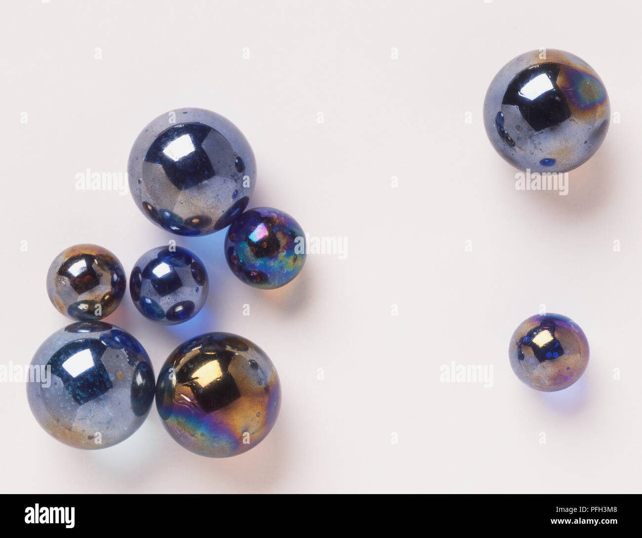 Gold marbles hi-res stock photography and images - Alamy