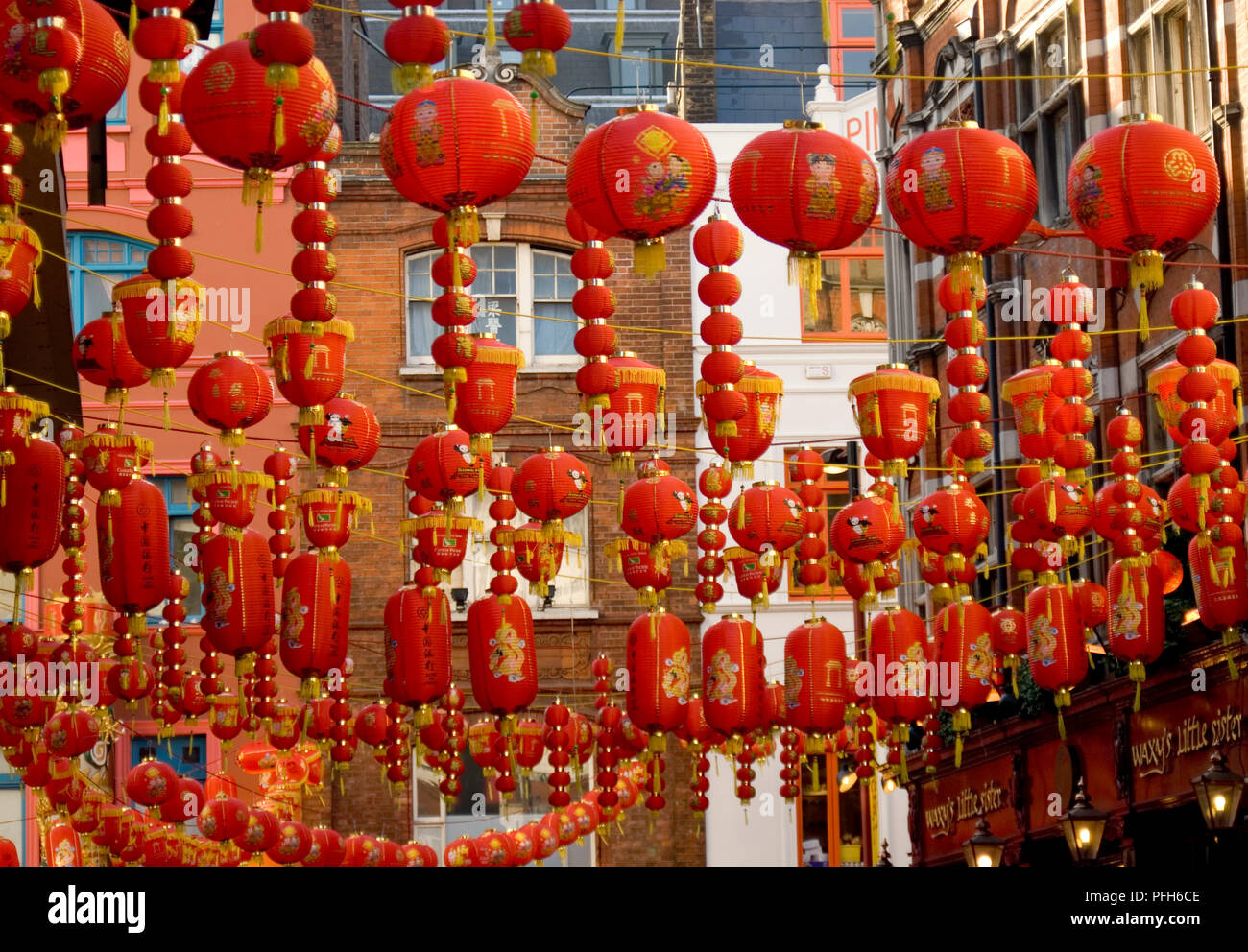 Great Britain, England, London, Soho, Chinatown, Chinese paper lanterns ...