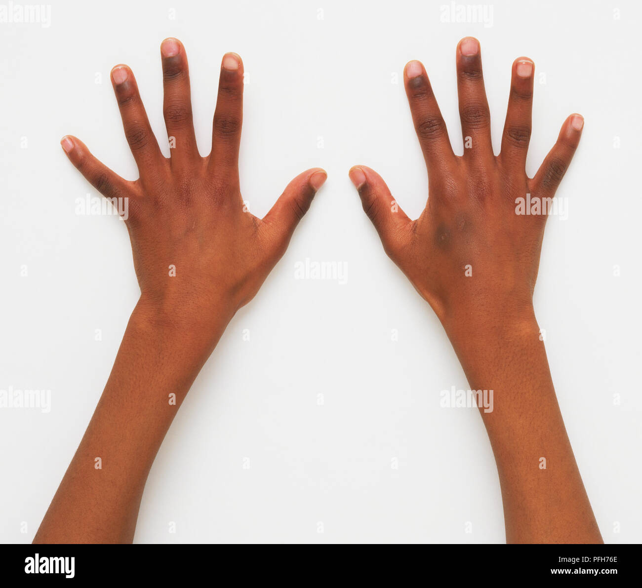 Right hand outstretched hi-res stock photography and images - Alamy