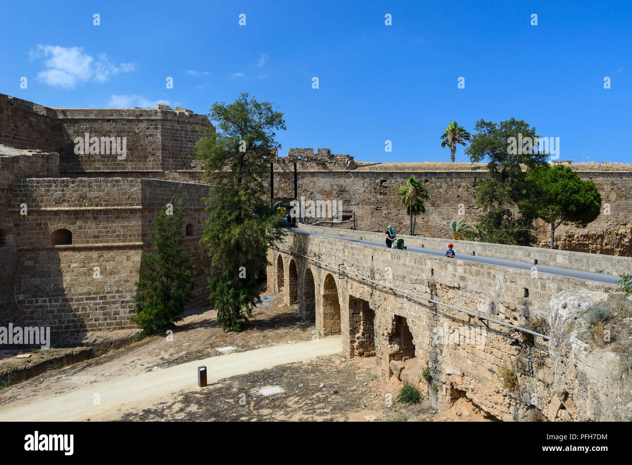 Ravelin hi-res stock photography and images - Alamy
