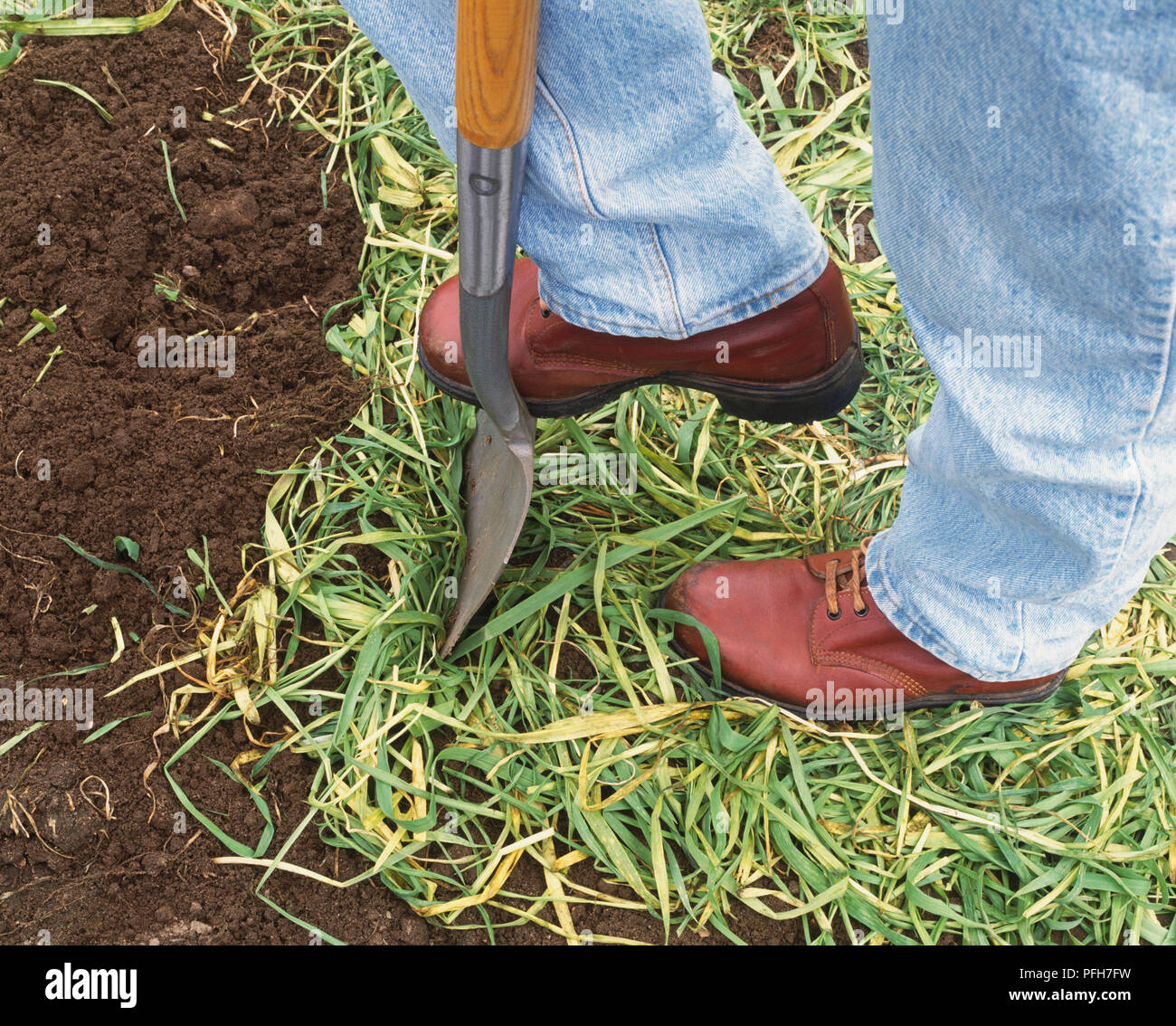 Digging up grass hi-res stock photography and images - Alamy