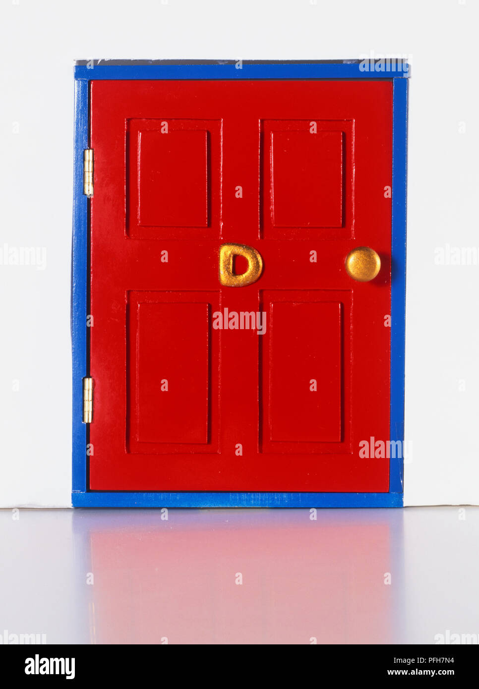Letter d door hi-res stock photography and images - Alamy