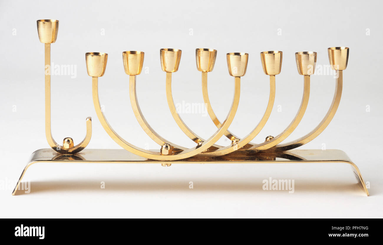 Jewish candelabrum hi-res stock photography and images - Alamy
