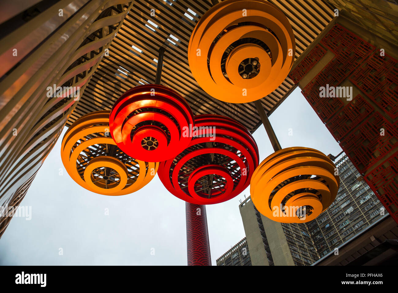 Hong kong temple mall hi-res stock photography and images - Alamy
