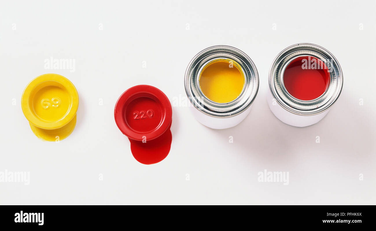 Tin of open paint from above hi-res stock photography and images - Alamy