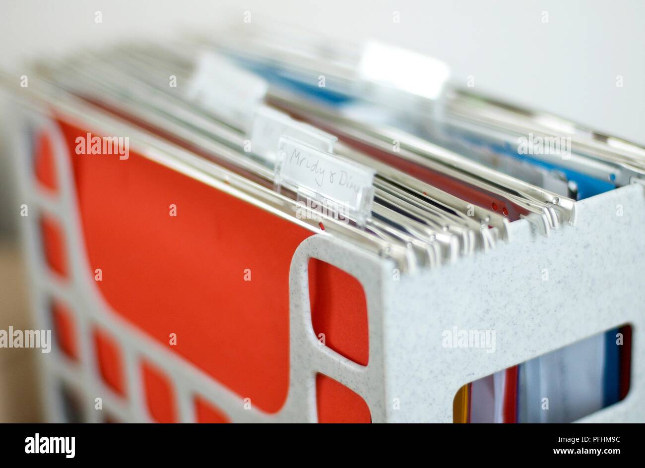 Hanging files hi-res stock photography and images - Alamy