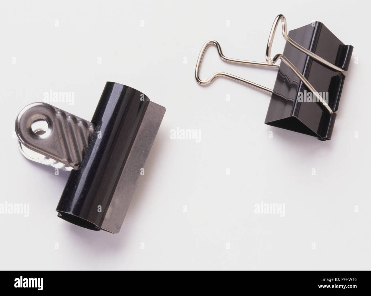 Bulldog clips hi-res stock photography and images - Alamy
