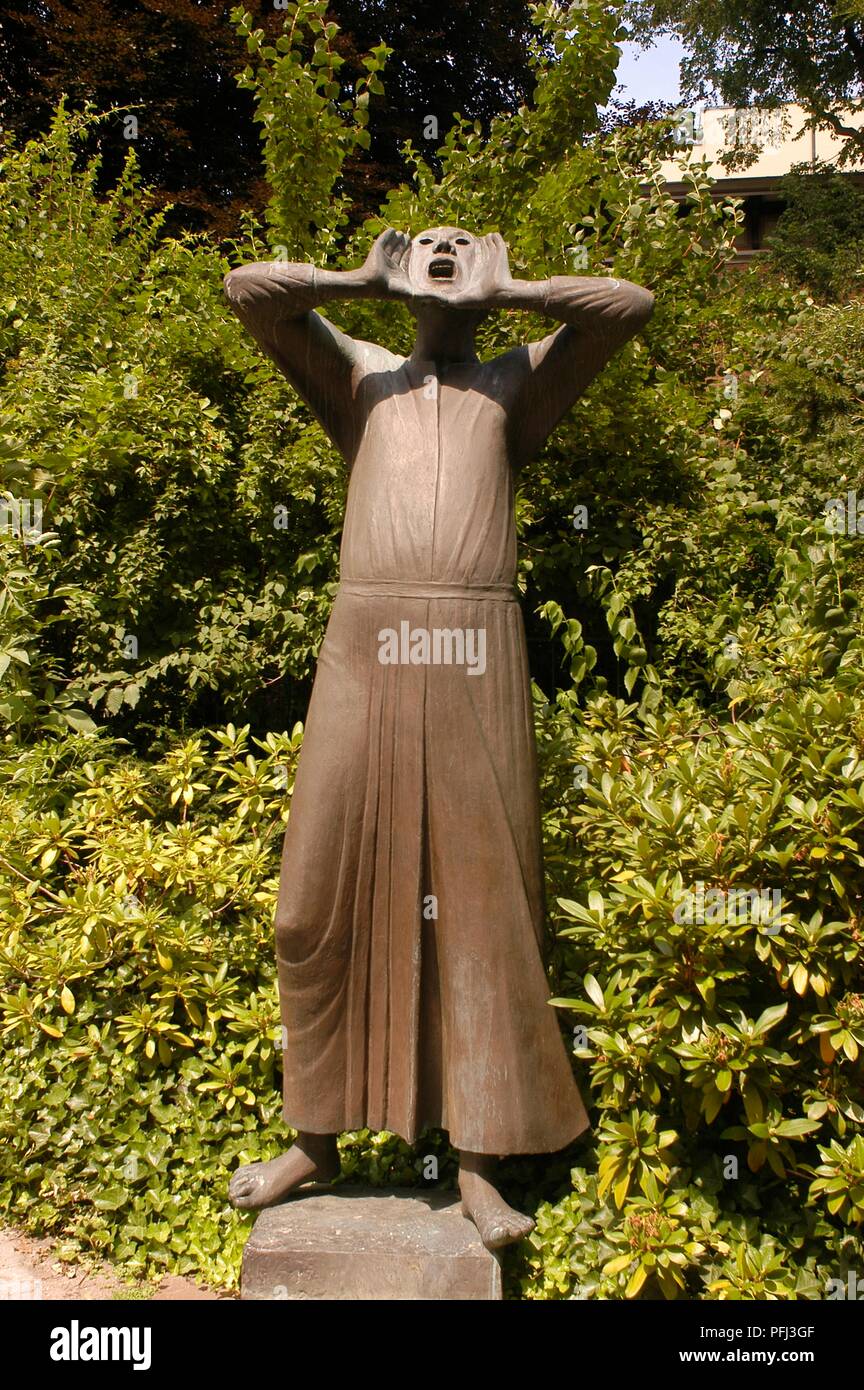Germany, Berlin, Der Rufer (The Caller), bronze statue of shouting man ...