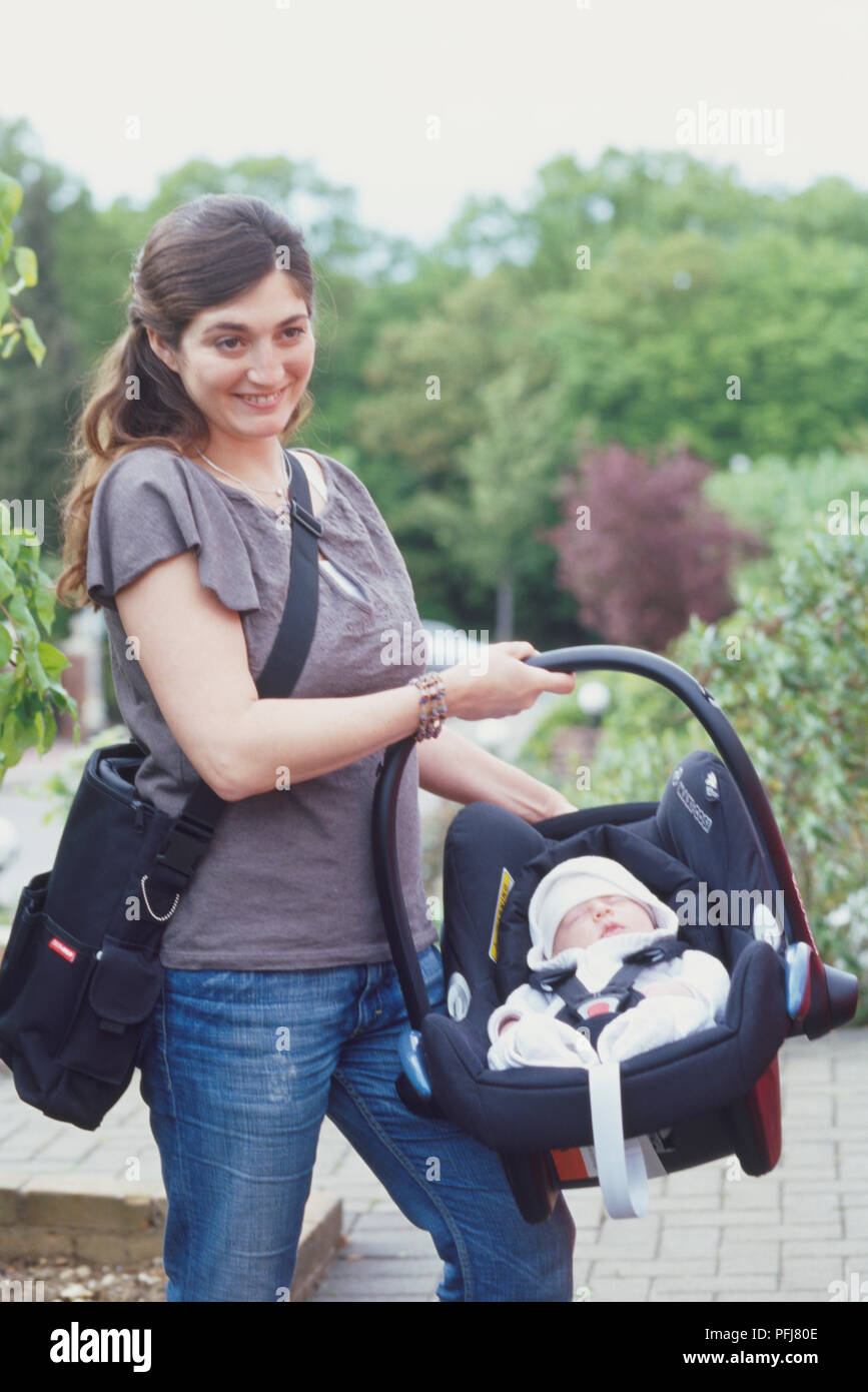 Carrycot High Resolution Stock Photography and Images - Alamy