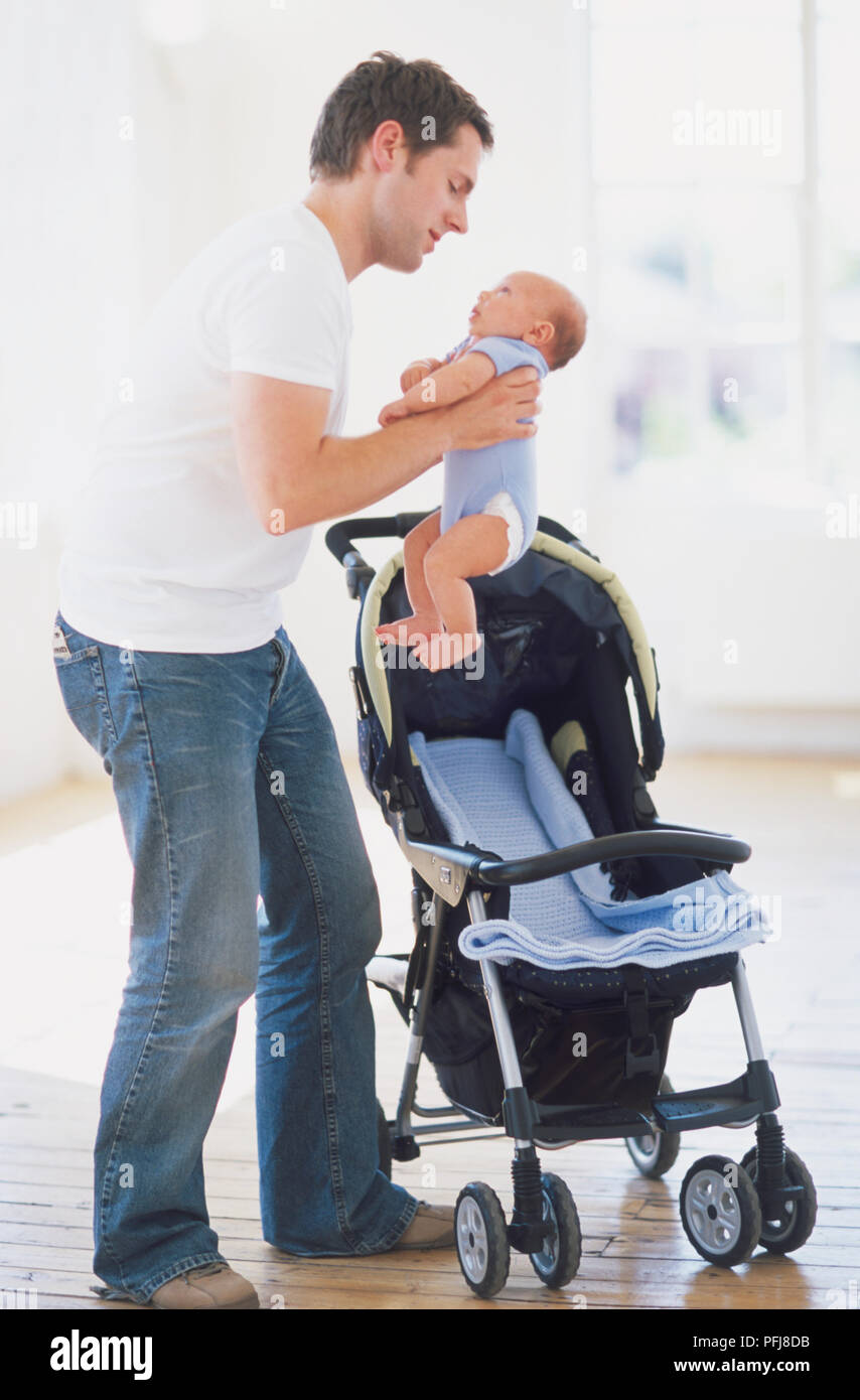 White buggy hi-res stock photography and images - Alamy